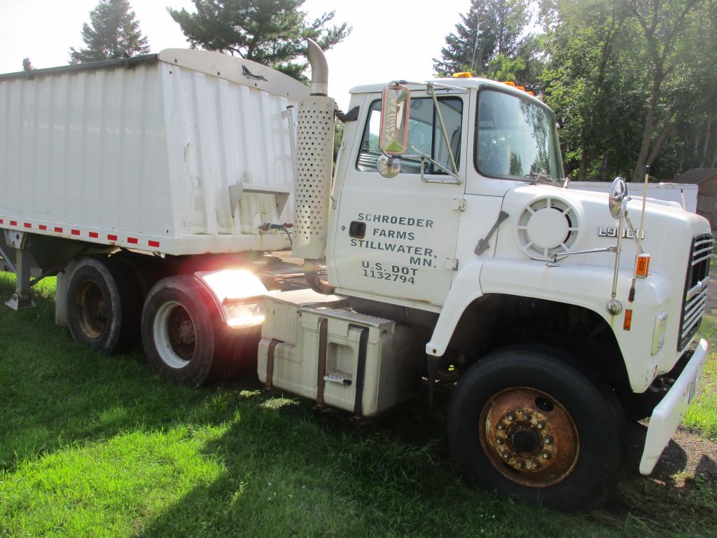 MARVIN SCHROEDER ESTATE | Houghton Auctions