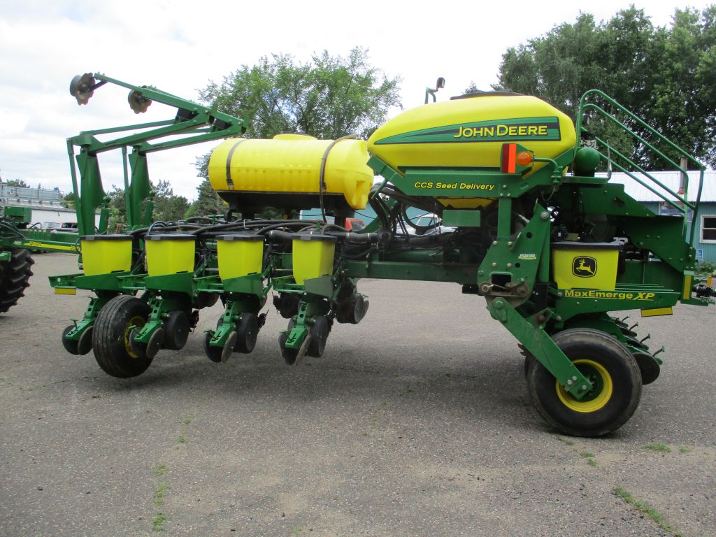 MARVIN SCHROEDER ESTATE | Houghton Auctions