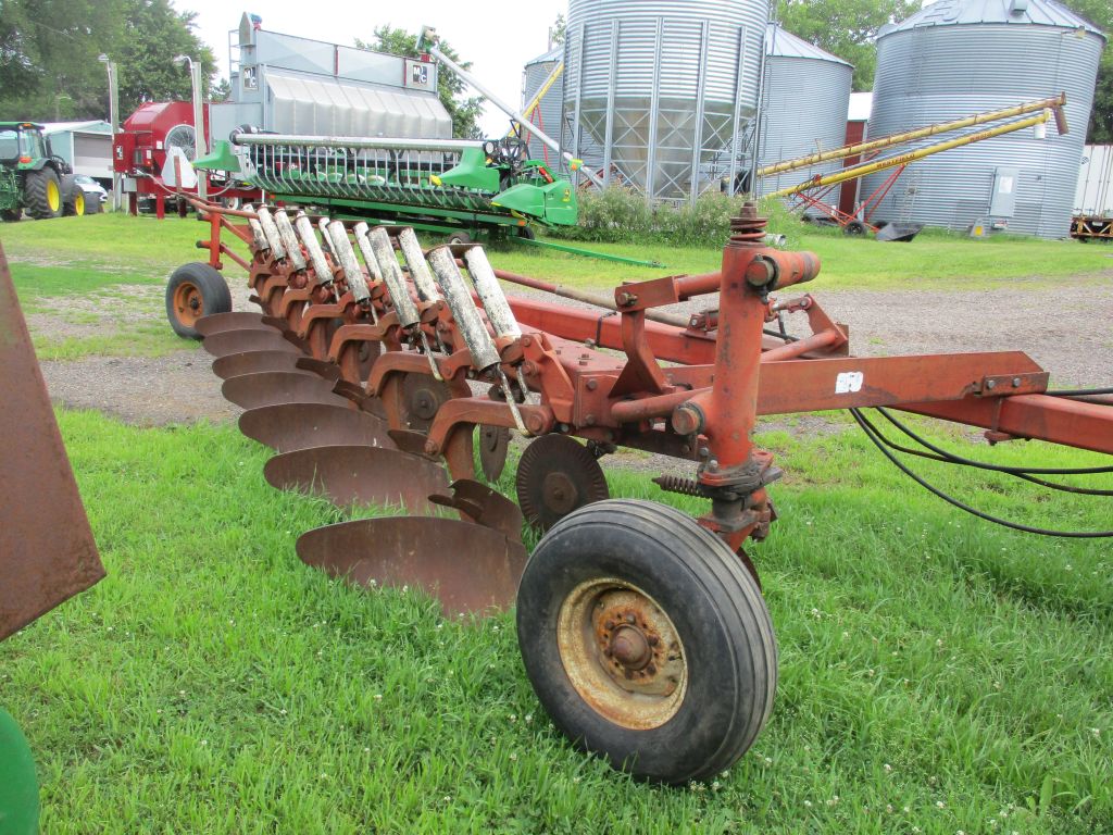 MARVIN SCHROEDER ESTATE | Houghton Auctions